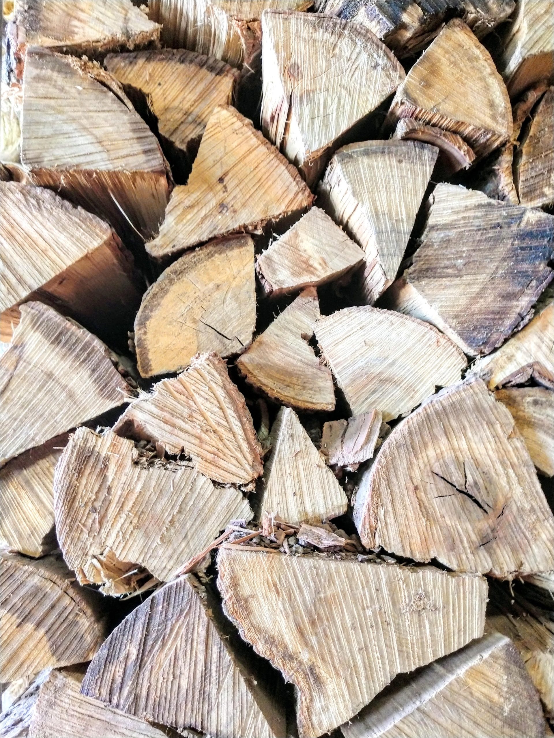 Kiln Dried Hickory | Easy To Ignite But Slow To Burn Firewood | Chicago